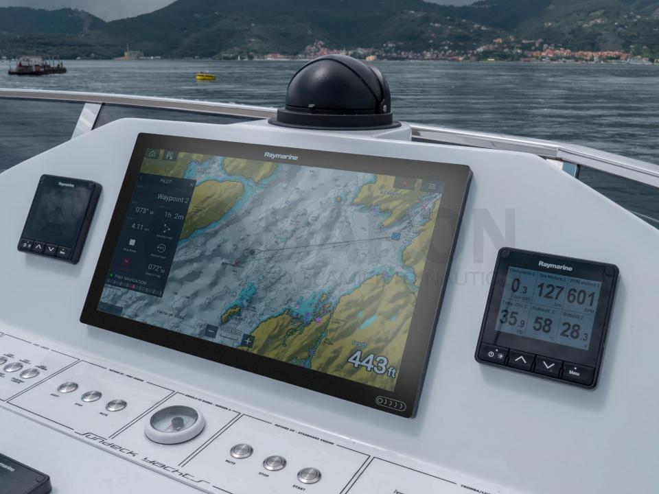 Raymarine - Display Multifunción Axiom - 16XL - Chartplotter